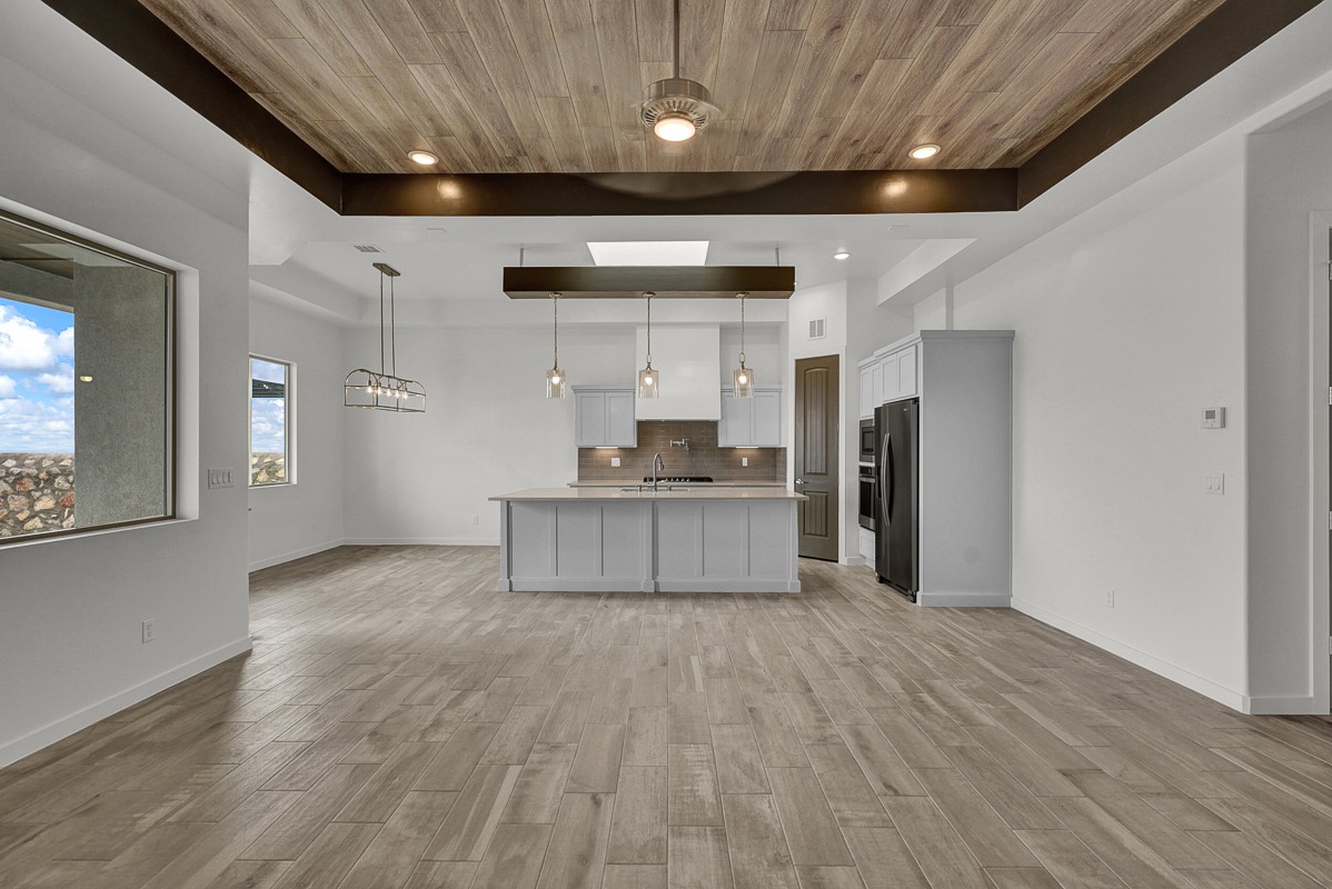 Signature Series | Icon Custom Builder